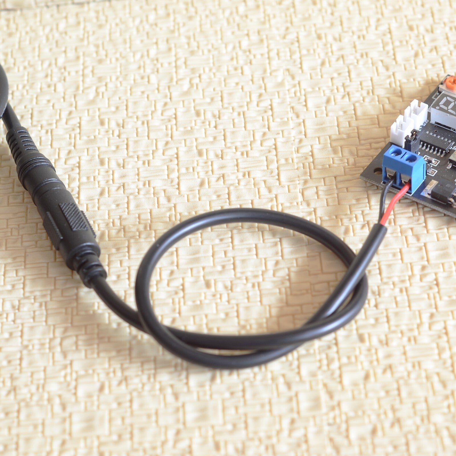 1 x DC 12V FEMALE POWER CONNECTOR with cable wire 5.5mm x 2.1mm for tr