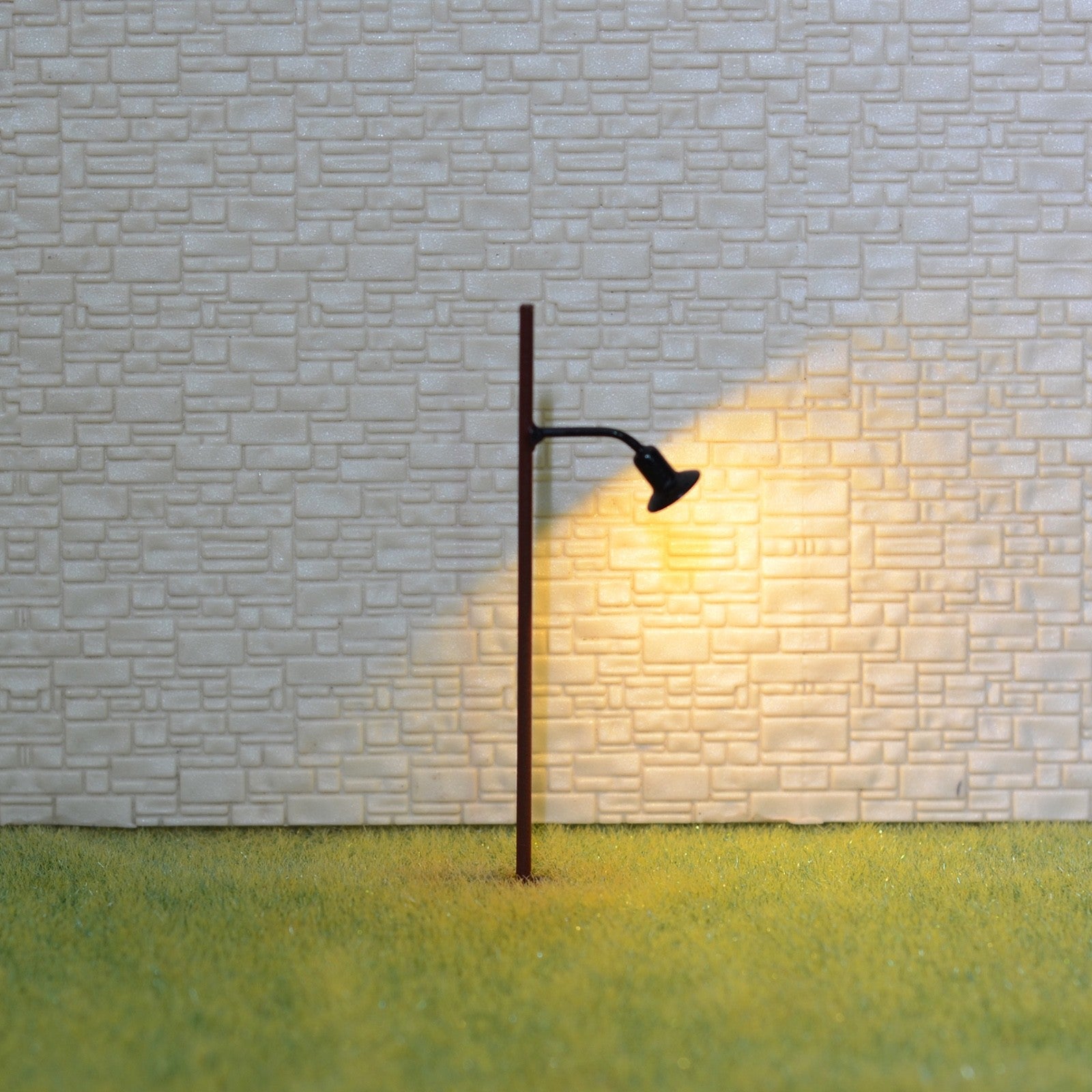 5 x OO / HO scale LED street light model train railroad path lamp post