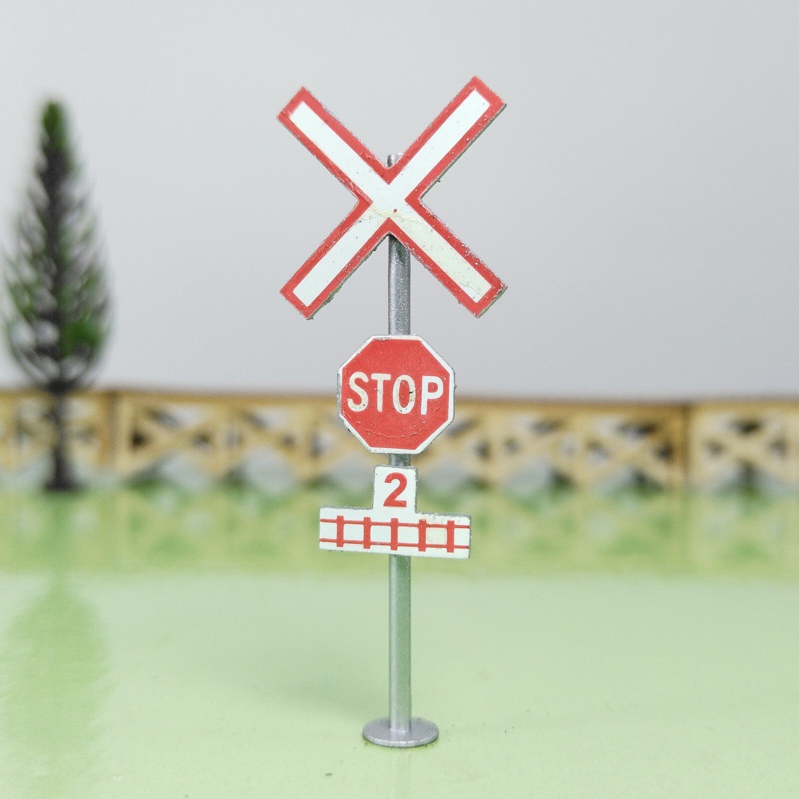 2 x HO scale railroad warning sign Canadian STOP crossing 2 TRACKS #CC