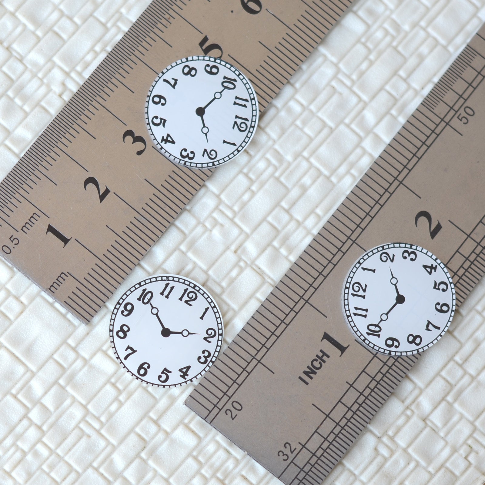 5 x O scale modern clock face wall clock building clock station platfo