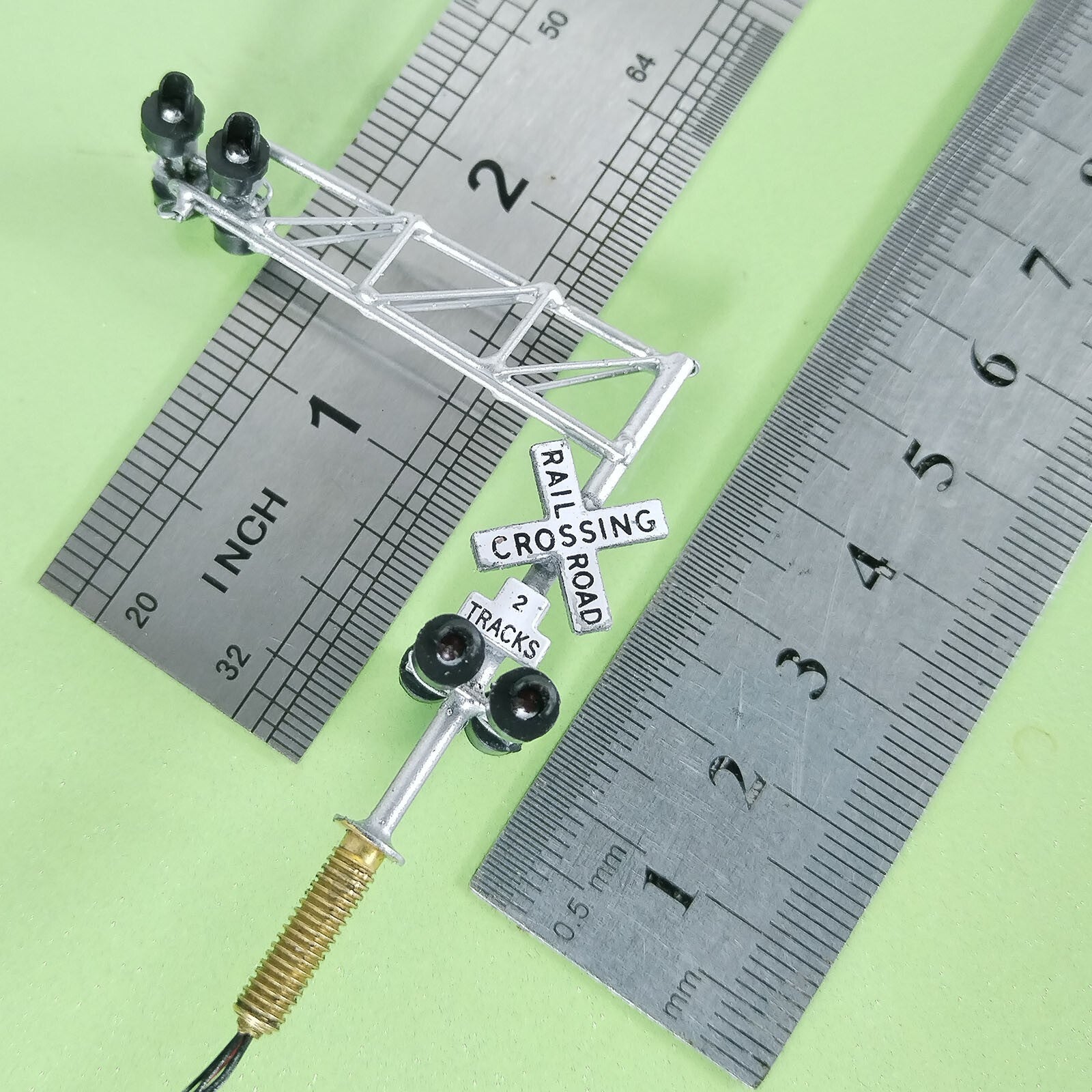 1 x N scale model cantilever grade crossing signal without gate arm ba