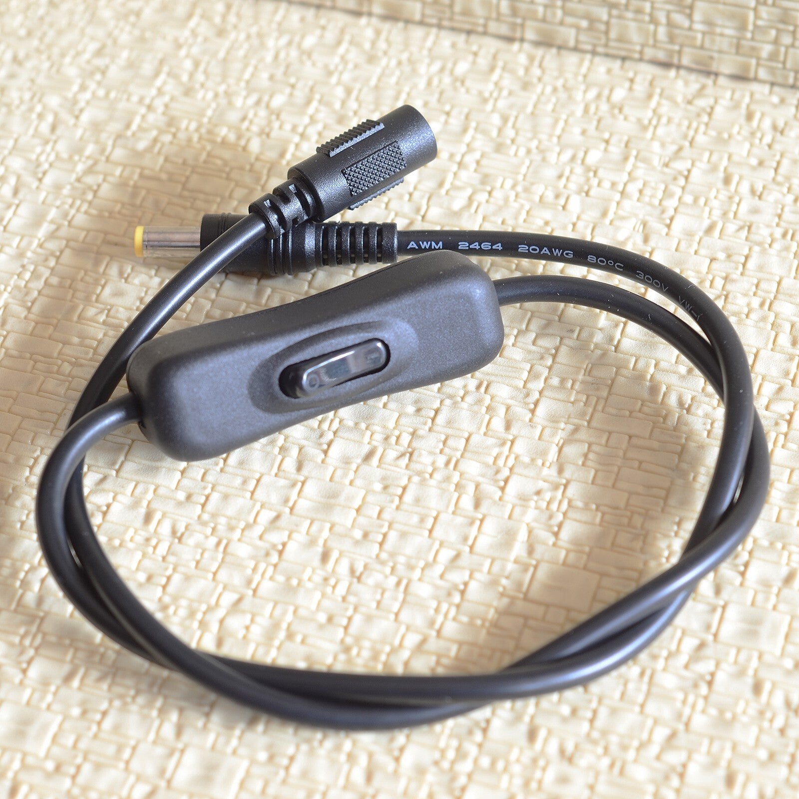 1 x Inline DC Power Switch Extension Cable 5.5mm x 2.1mm Male Female B