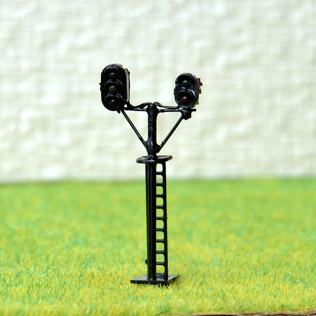 2 pcs N Scale 1:160 LEDs Made 2 side Railroad Branch Signals 2 aspects