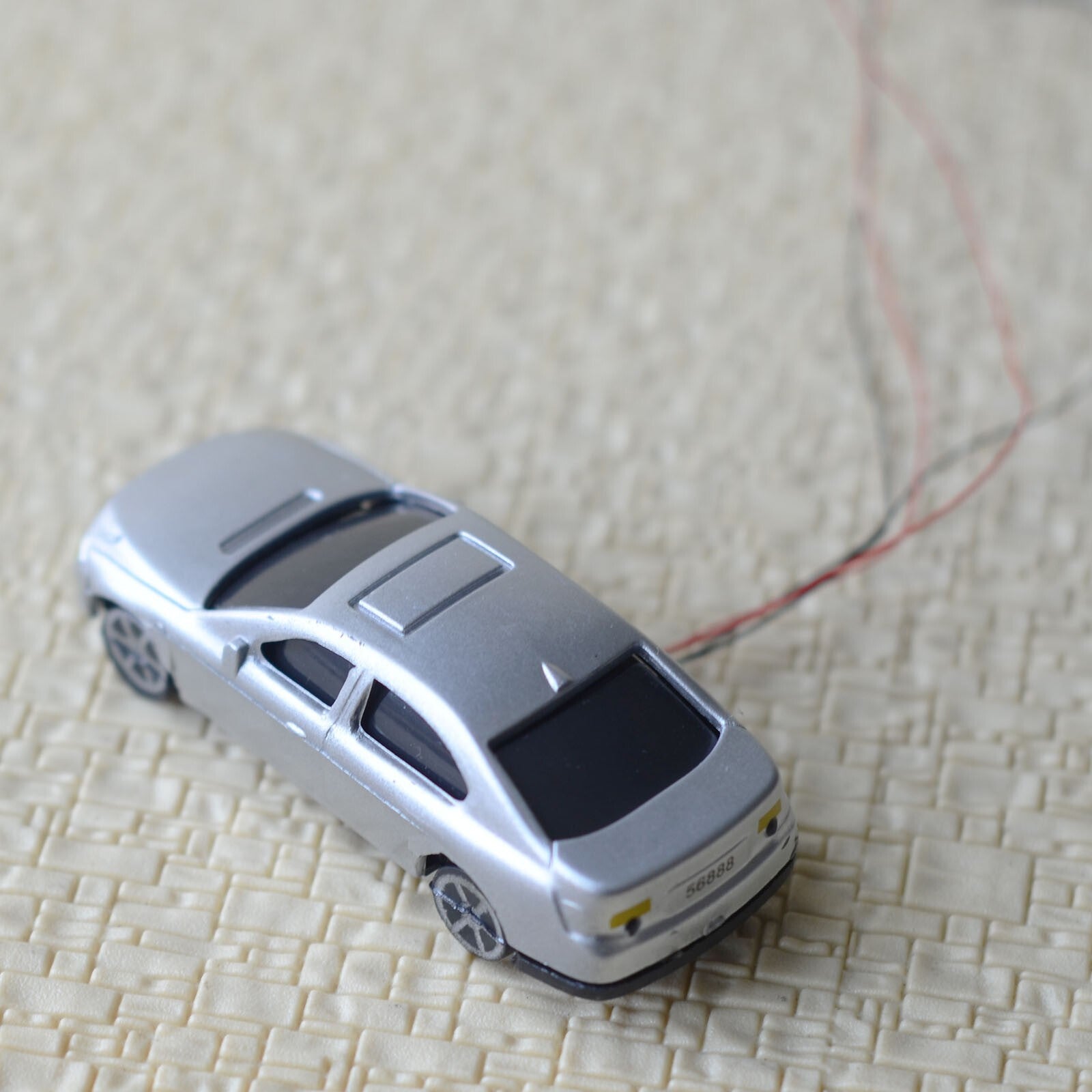 6 x fit HO scale 1:100 model lighted right left turning cars night use