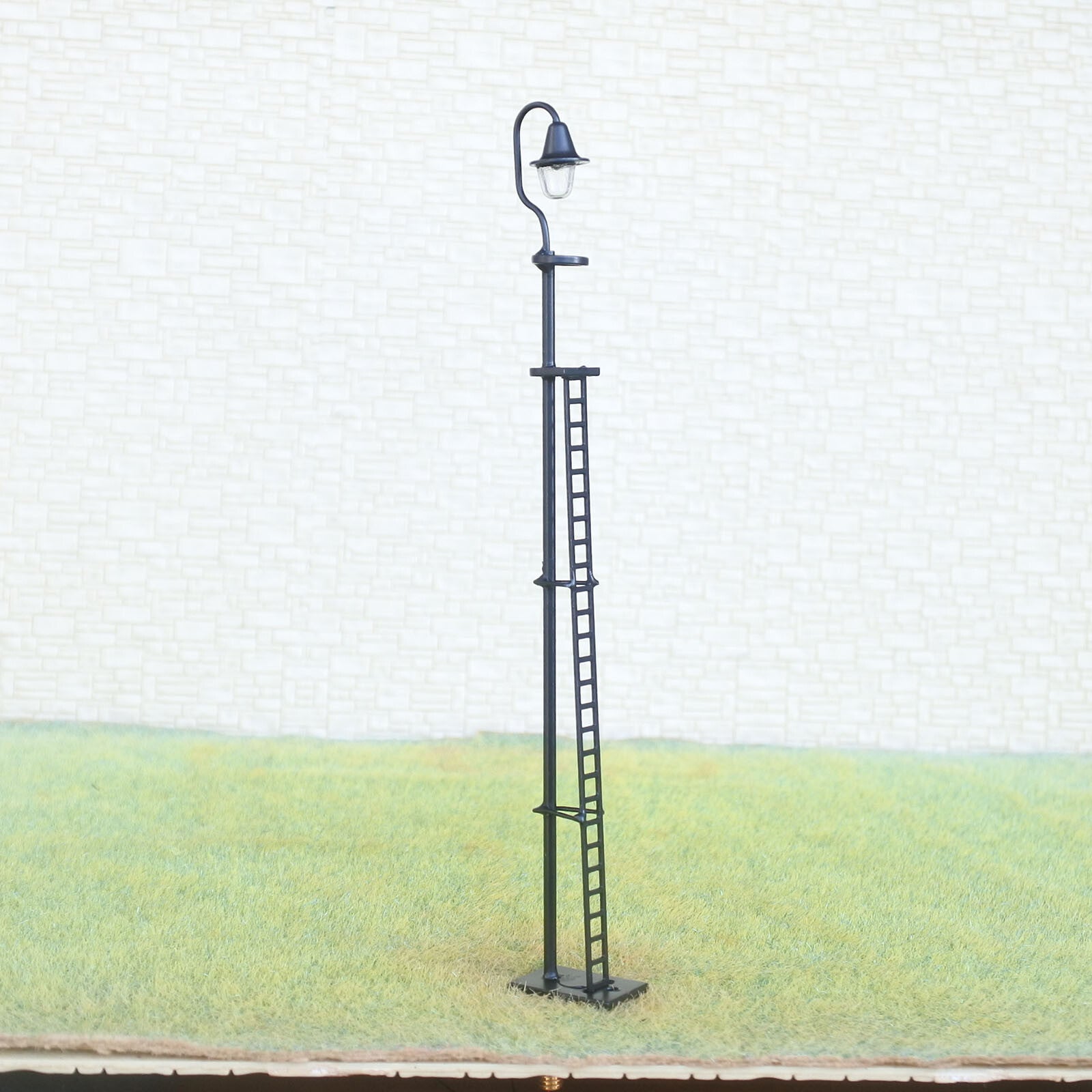4 x HO scale LED yard light model train railroad street station lamp p