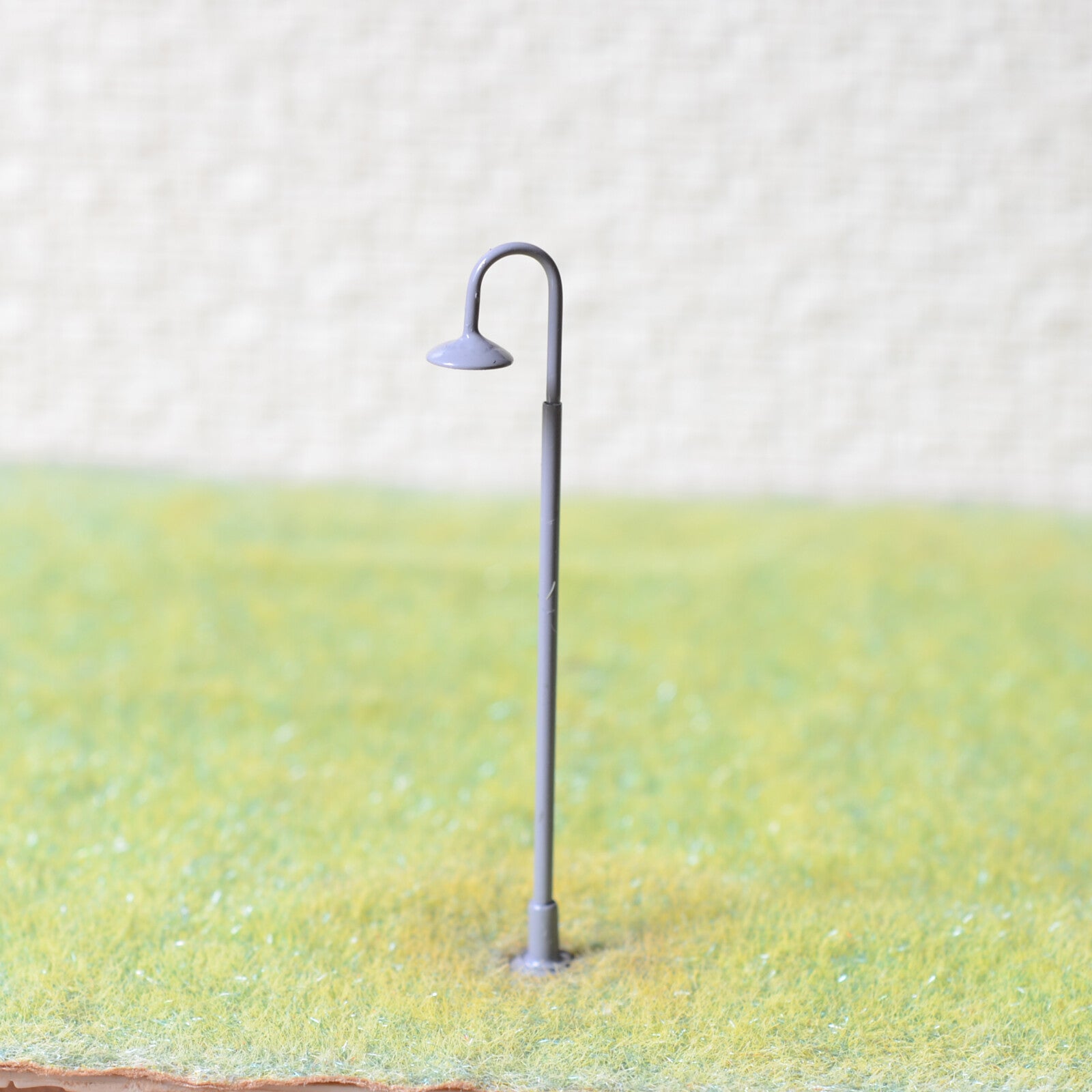 5 x OO / HO scale LED street light railway path Lamp post with screw b