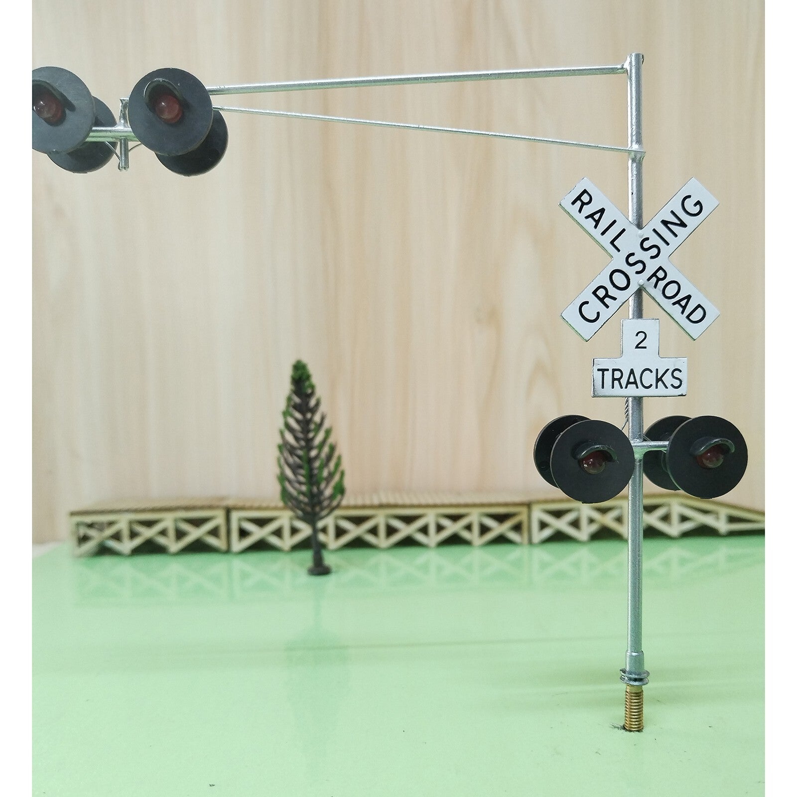 1 x O scale model railroad cantilever grade crossing signal #48C06