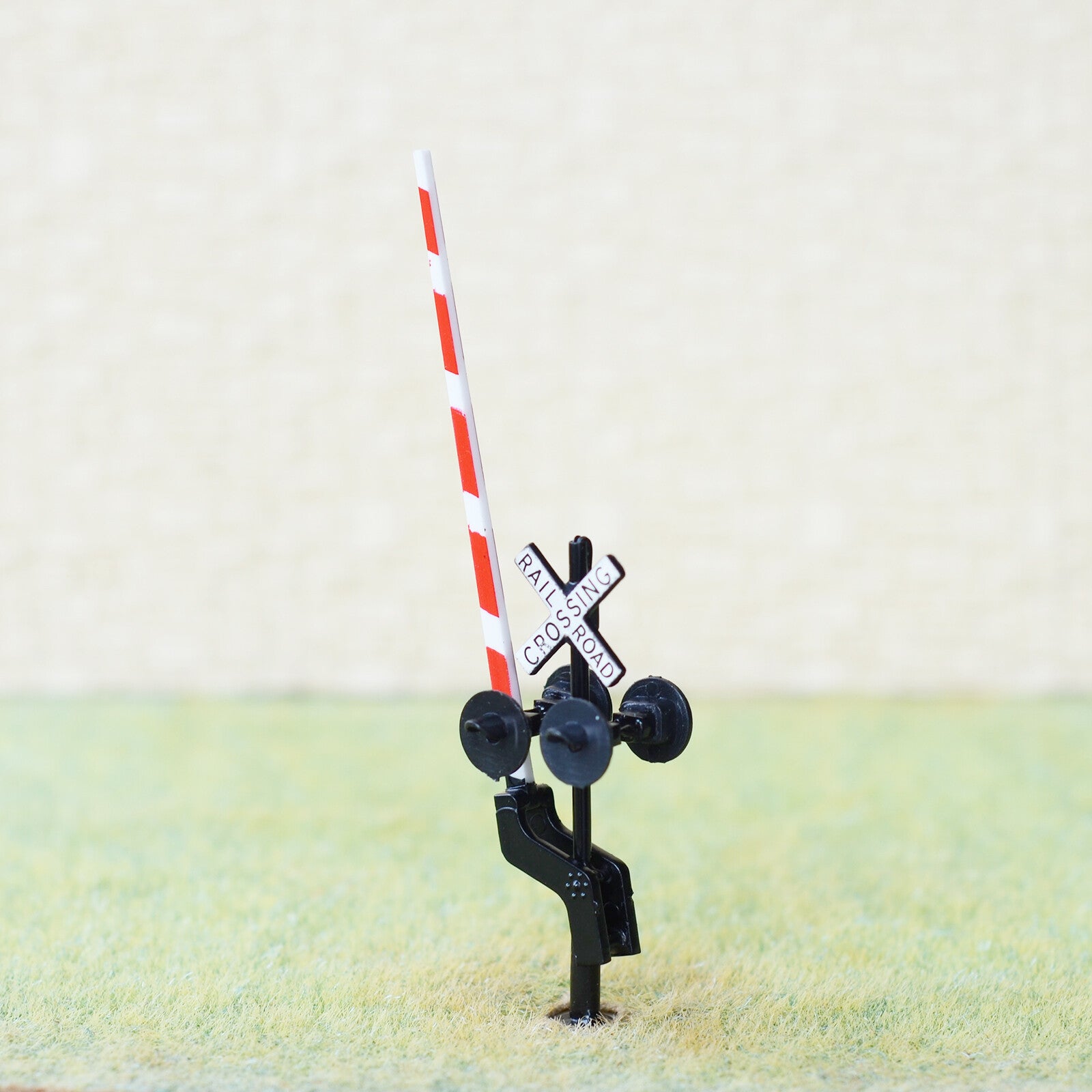 1 x HO scale railroad grade crossing signal arm gate stop lever any tr