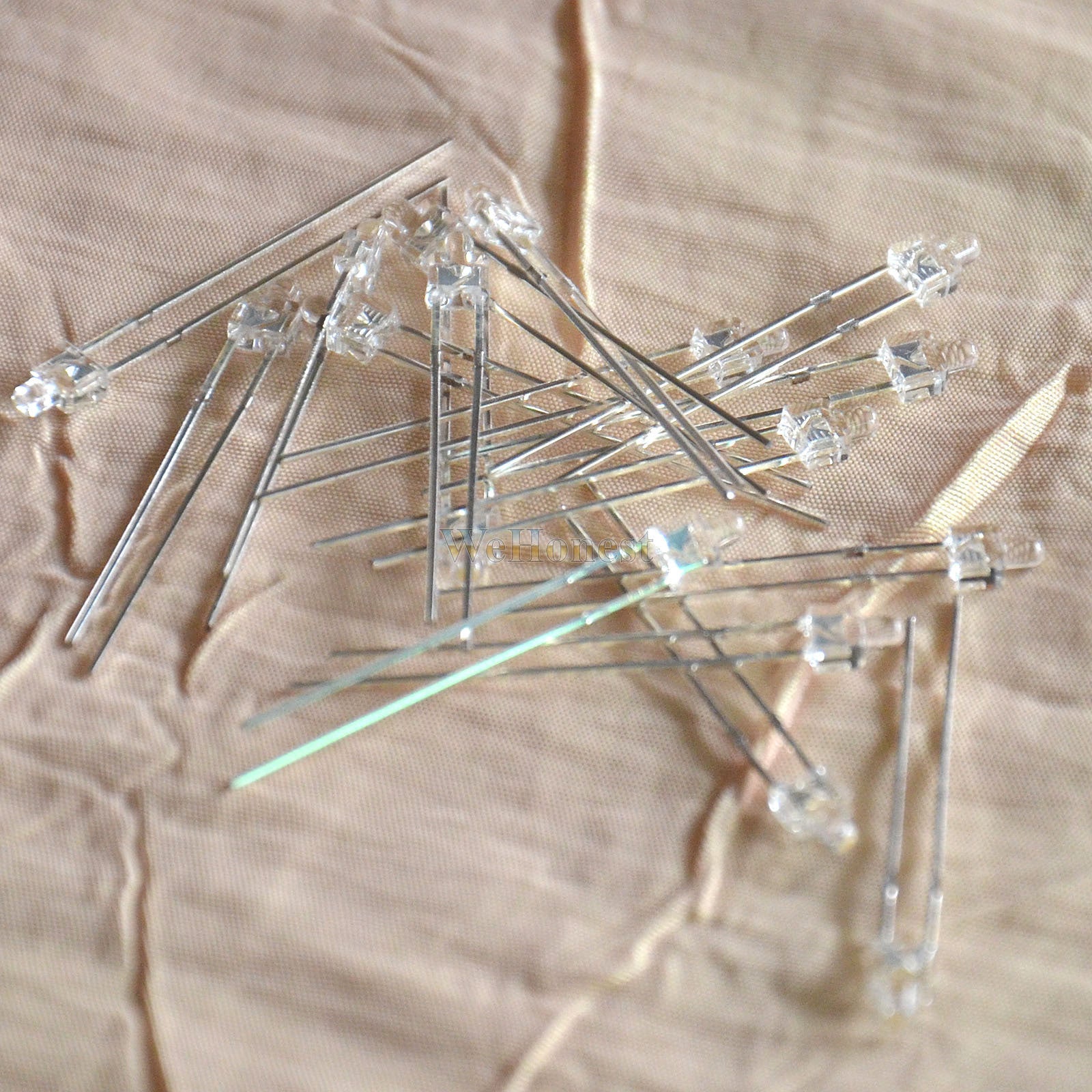 50 pcs Water Clear 2mm LED Warm White Light Emitting Diode + Free Resi