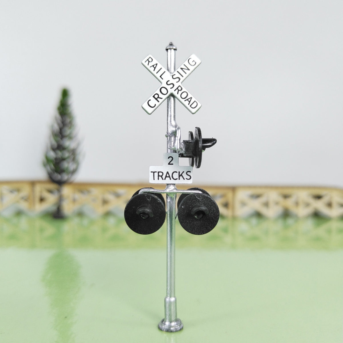 HO scale grade crossing signals