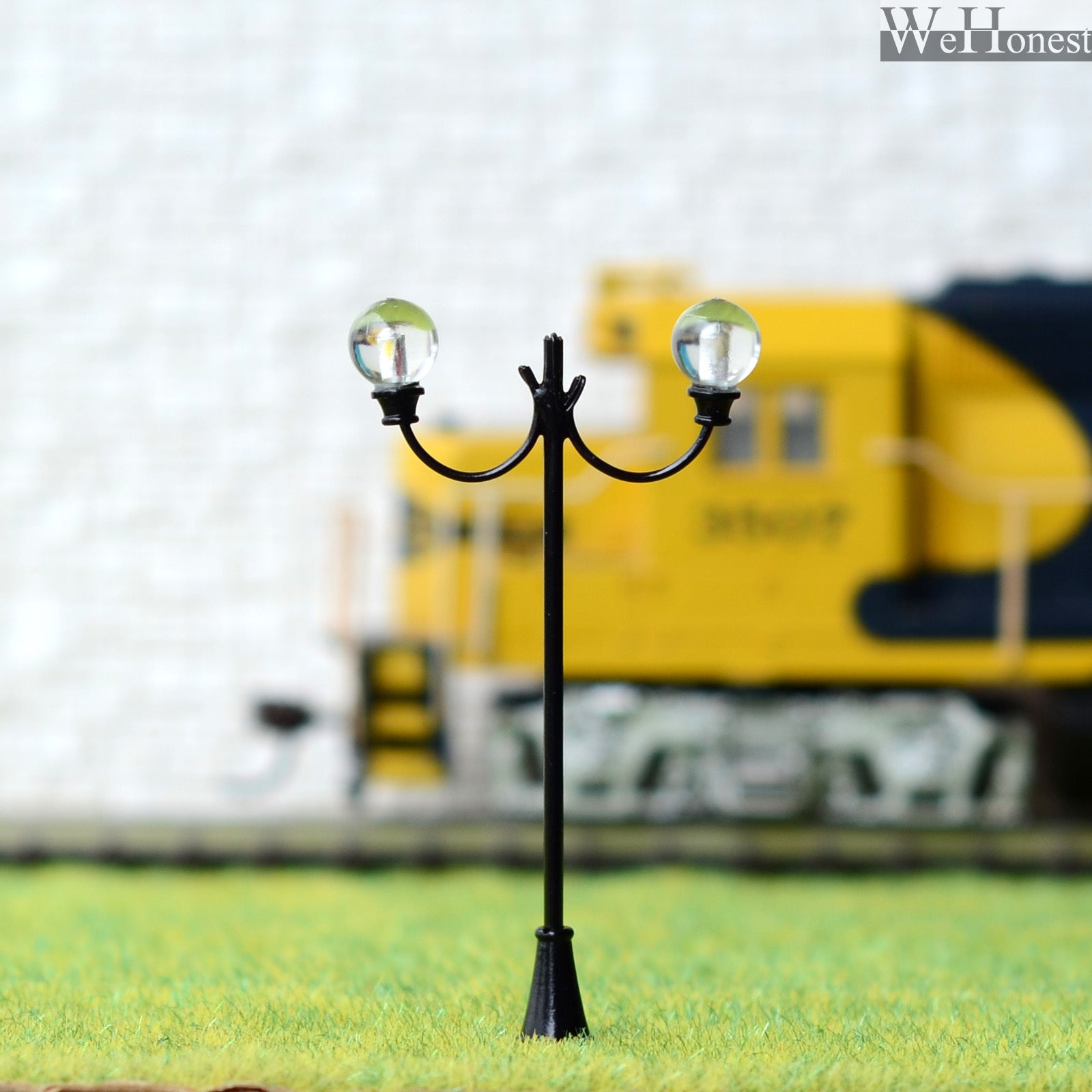 5 x Model Railway Train Lamp Post Street Lights HO OO Scale LEDs +Resi