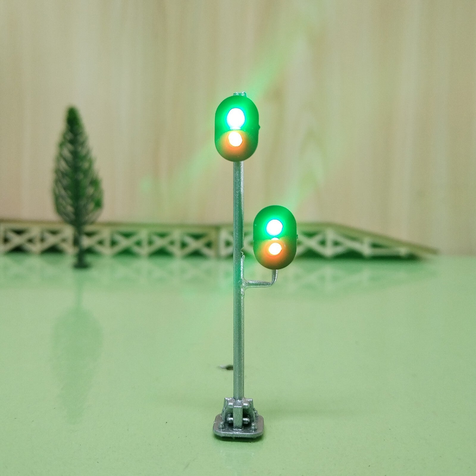 1 x HO scale model railroad 2 colors block signal 2 arms 2 aspects #BS