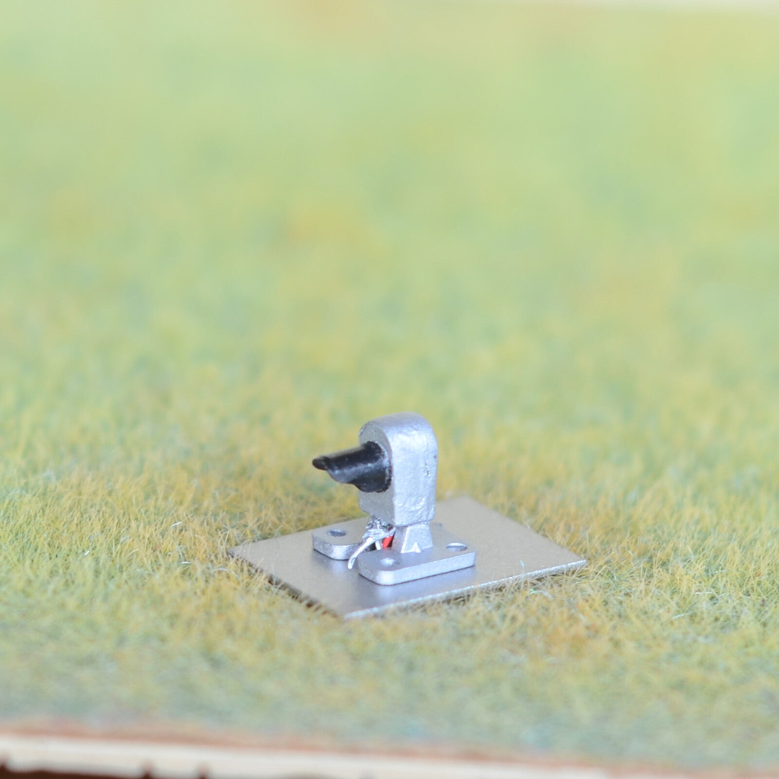 1 x HO scale railroad 3 colors dwarf searchlight ground signal with st