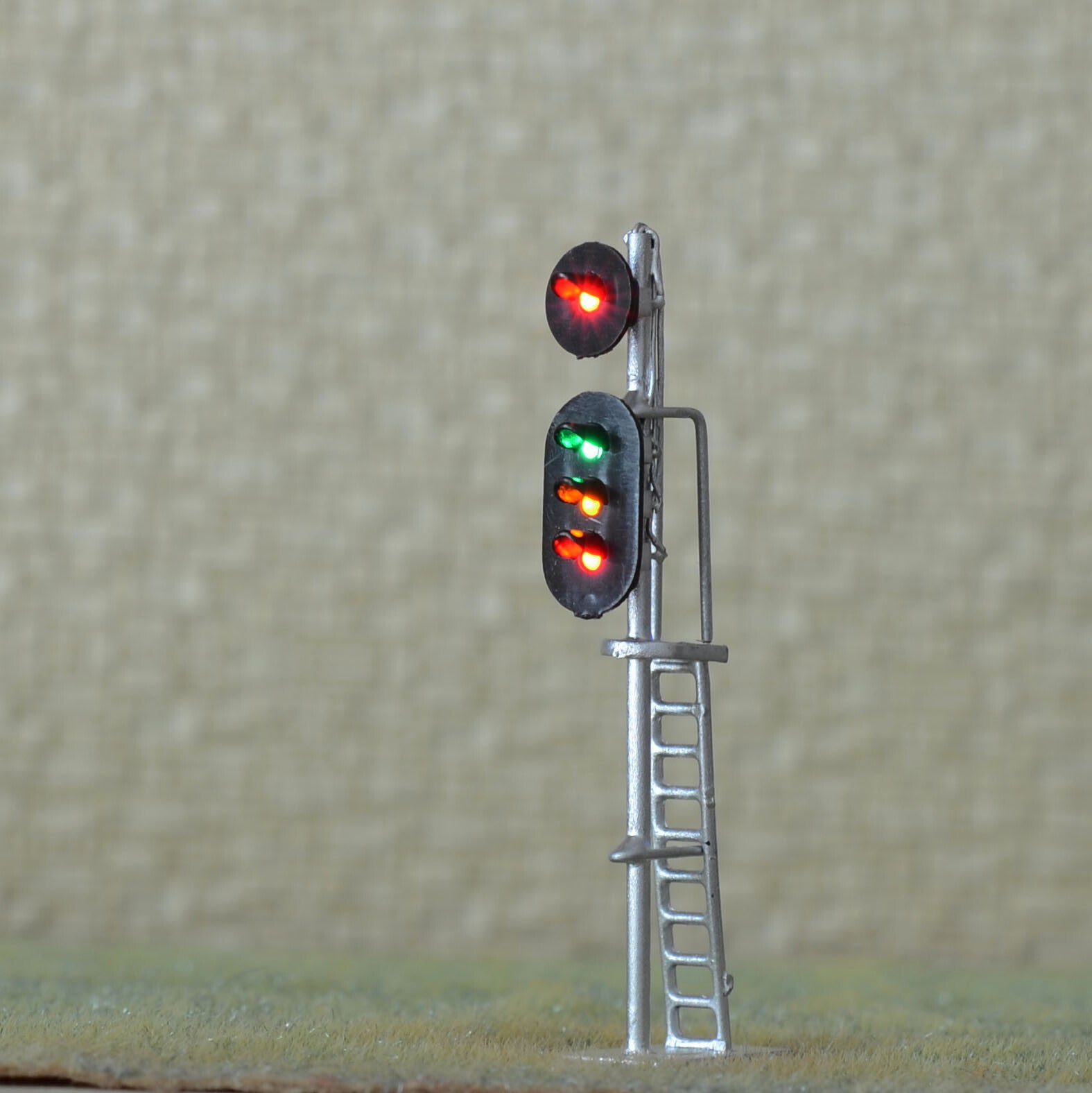 1 x HO / OO block signals LED model train shunting 2 heads hump signal