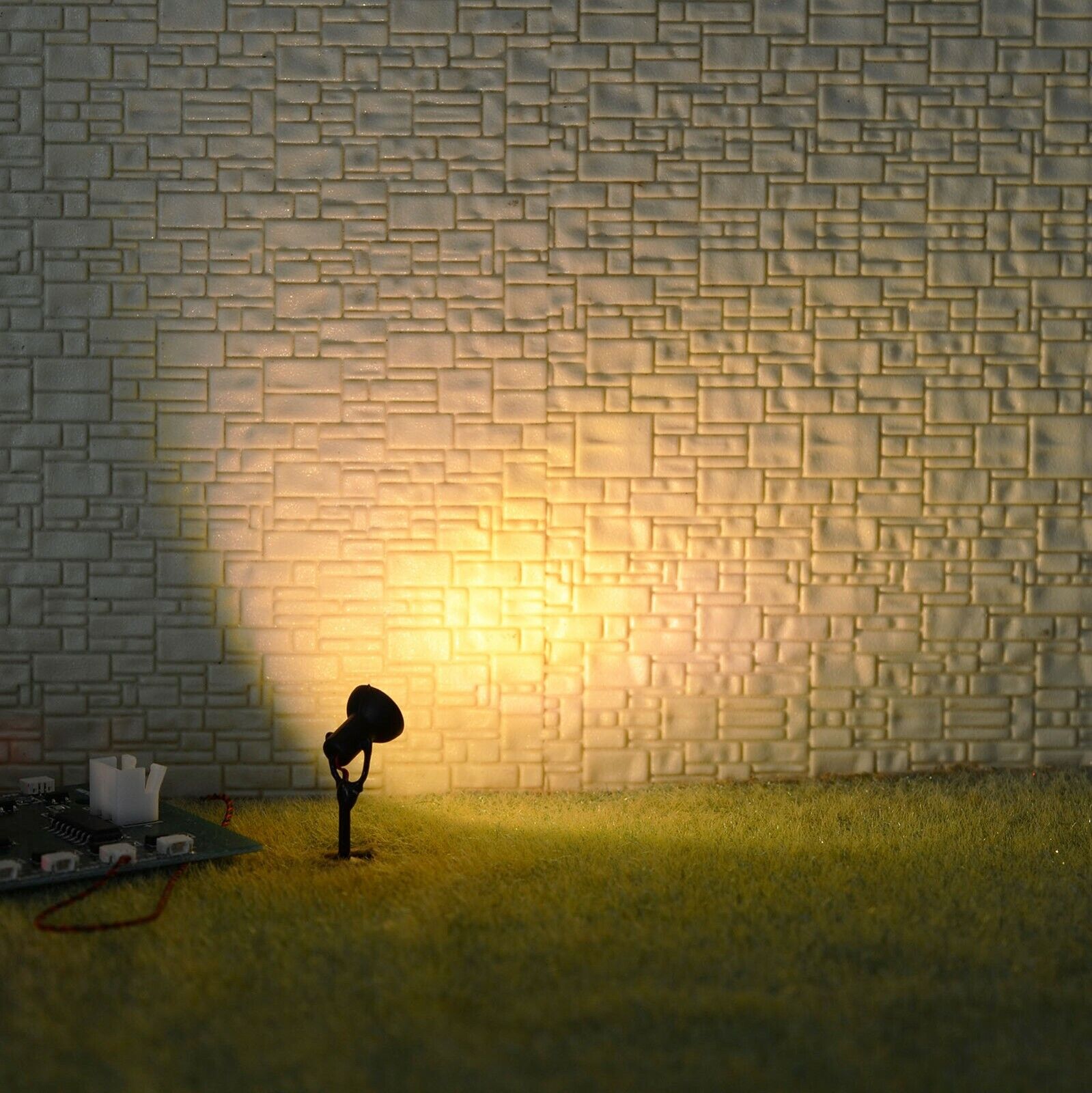 6 x PNP HO scale LED spotlight model limelight projector street lamp p